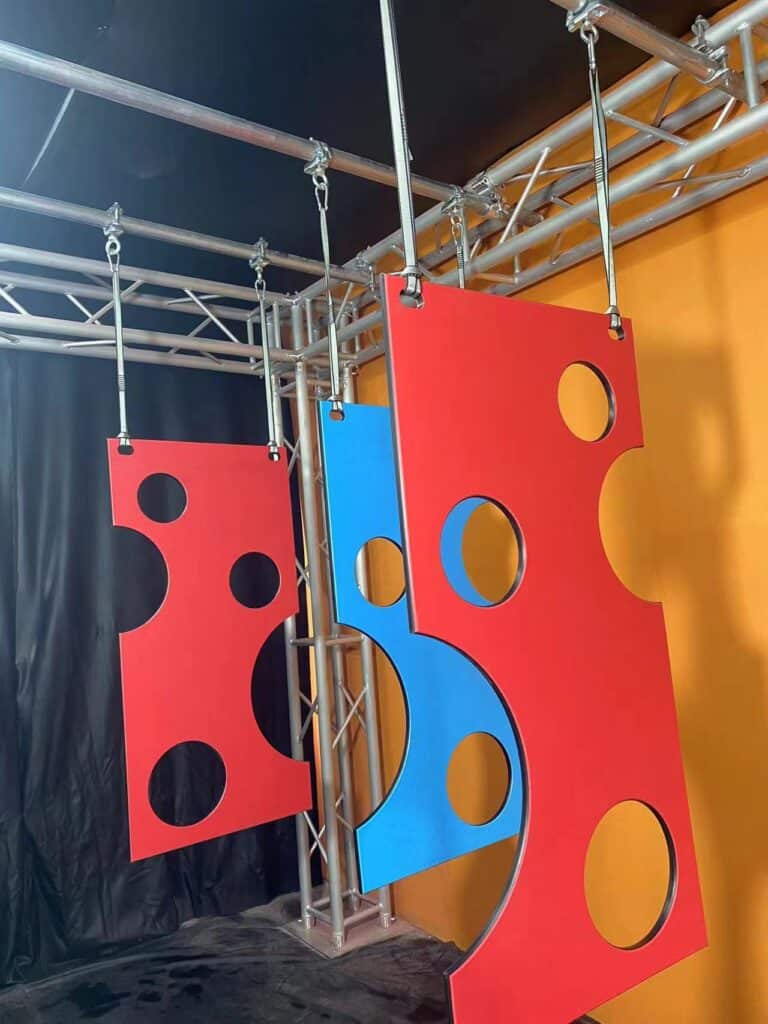 Ninja Hanging Door - Reliable partner to help build your Ninja Gym